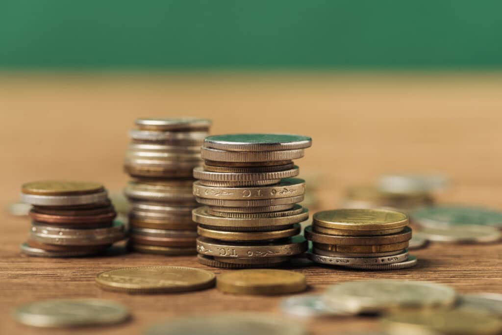 Finanzwissen: Finanzen ordnen | Schulden vermeiden